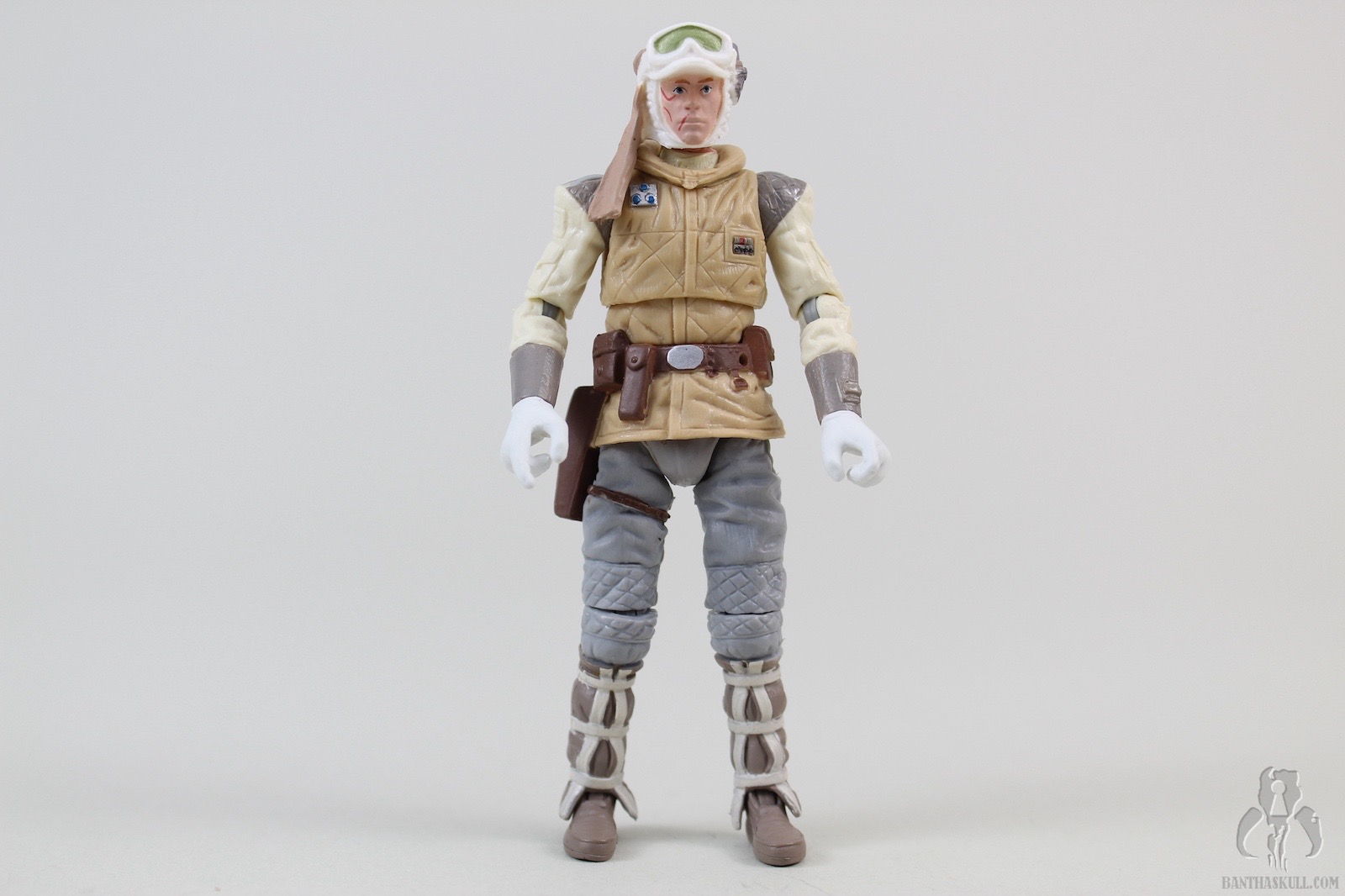 REVIEW AND PHOTO GALLERY: Star Wars The Black Series TBS2 #02 - Luke ...