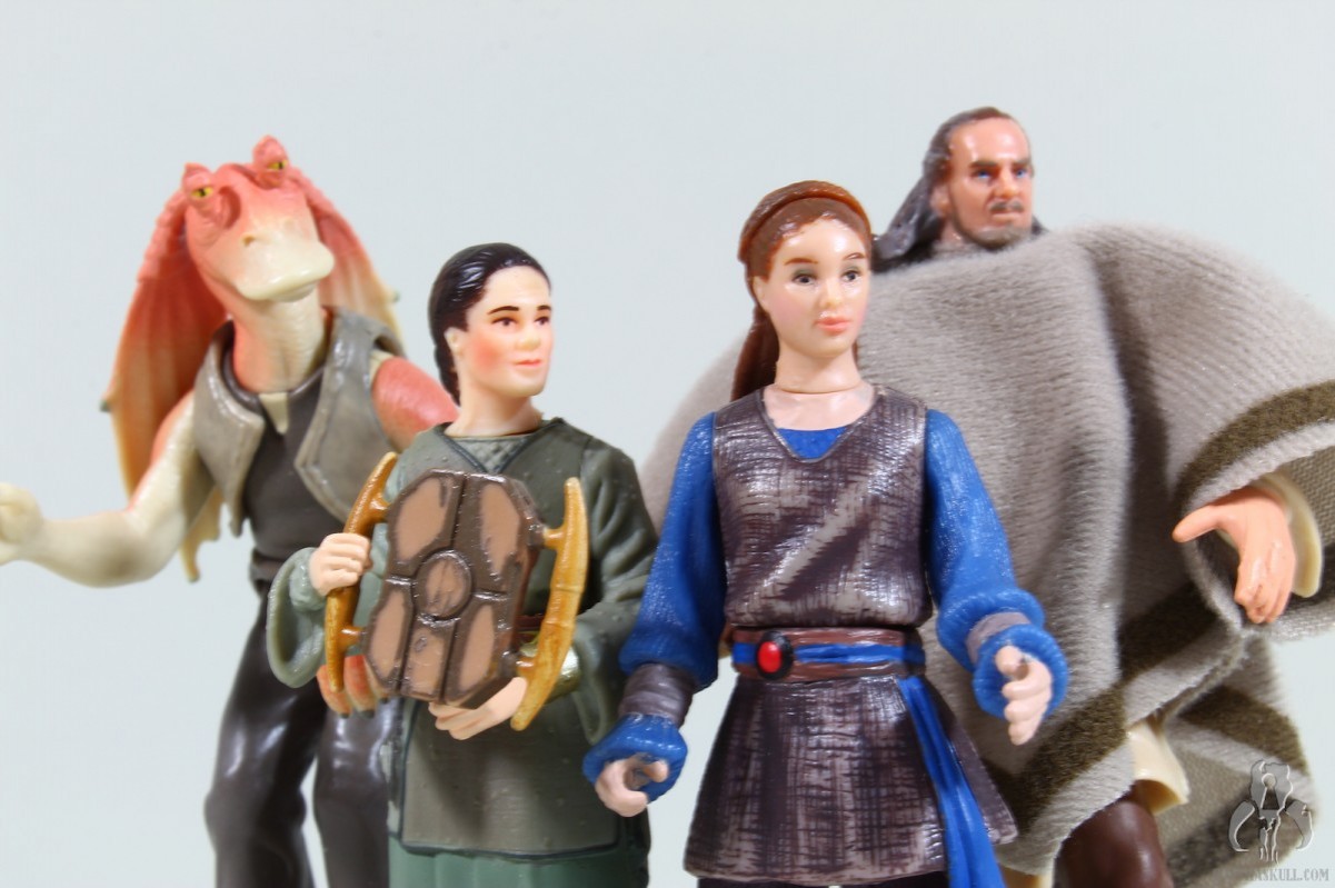 REVIEW AND PHOTO GALLERY: Star Wars Episode I EP1 - Padmé Naberrie 1999