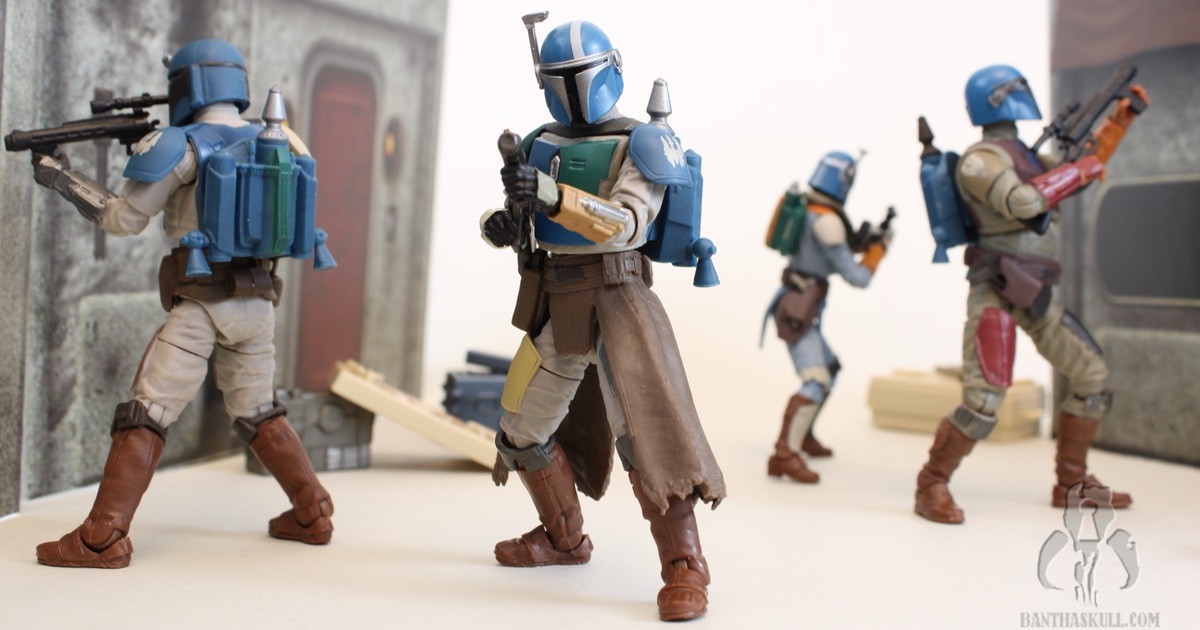 REVIEW AND PHOTO GALLERY: Star Wars Vintage Collection VC - Mandalorian ...