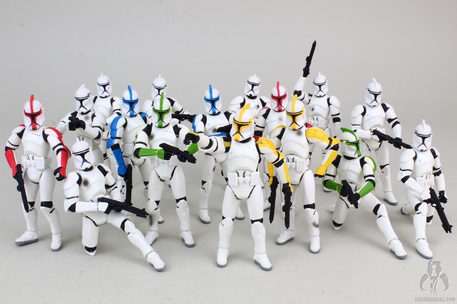 REVIEW AND PHOTO GALLERY: Star Wars Original Trilogy Collection OTC ...