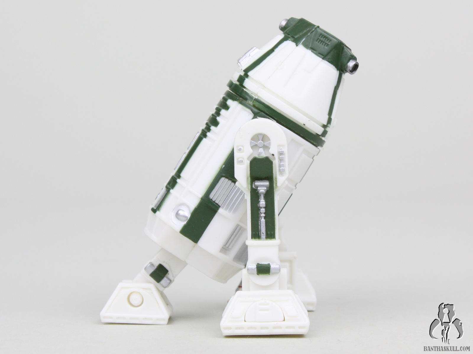 REVIEW AND PHOTO GALLERY: Star Wars Power of the Jedi POTJ - R4-M9 2002