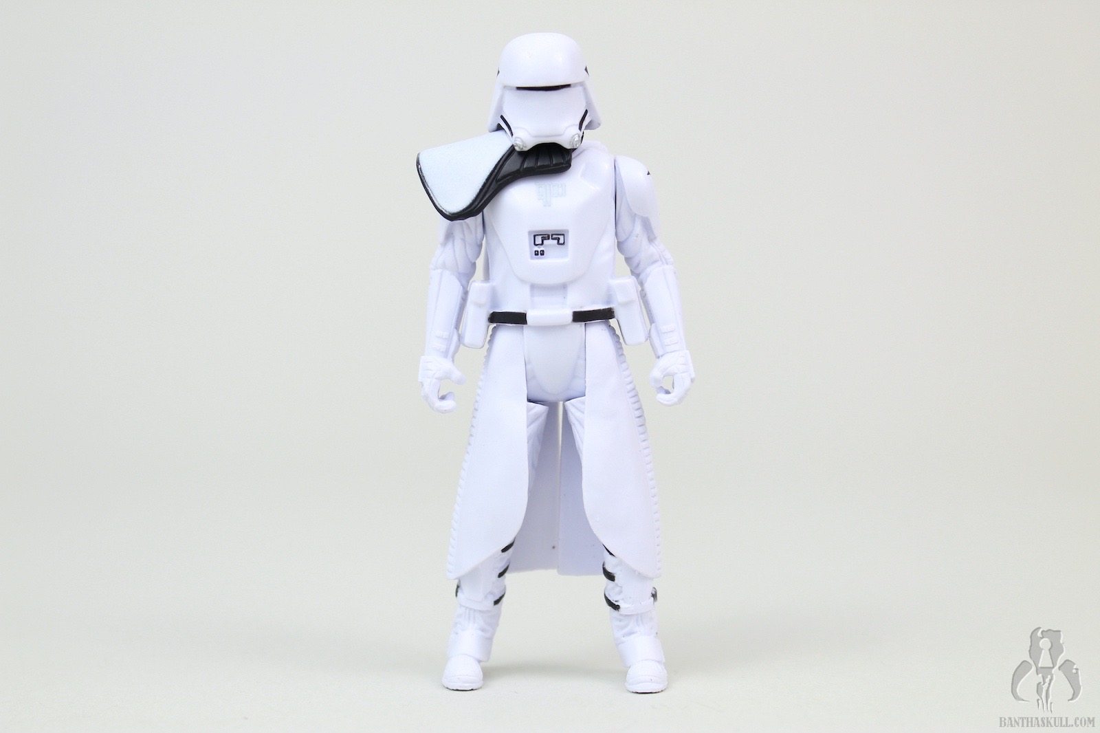 REVIEW AND PHOTO GALLERY: Star Wars Rogue One RO - Snowtrooper Officer ...