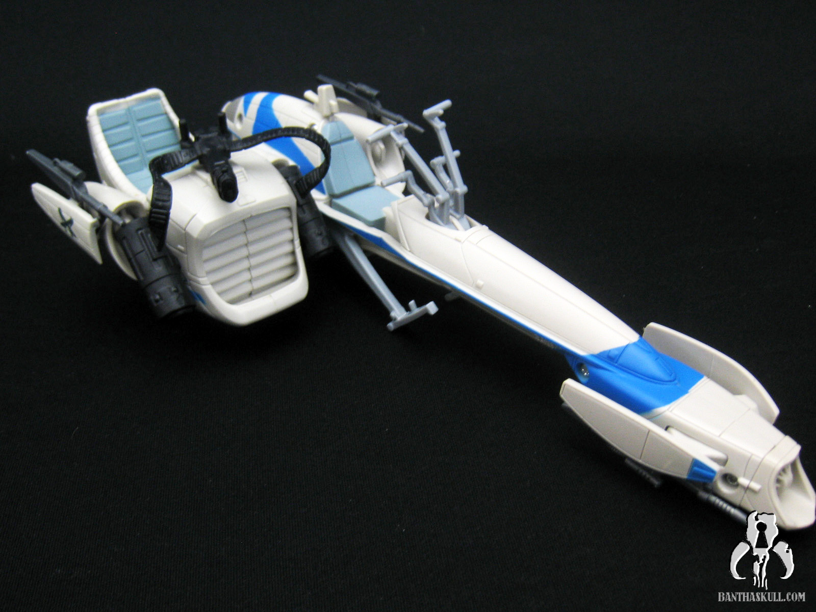 REVIEW AND PHOTO GALLERY: Star Wars Shadows Of The Dark Side TCW - BARC ...