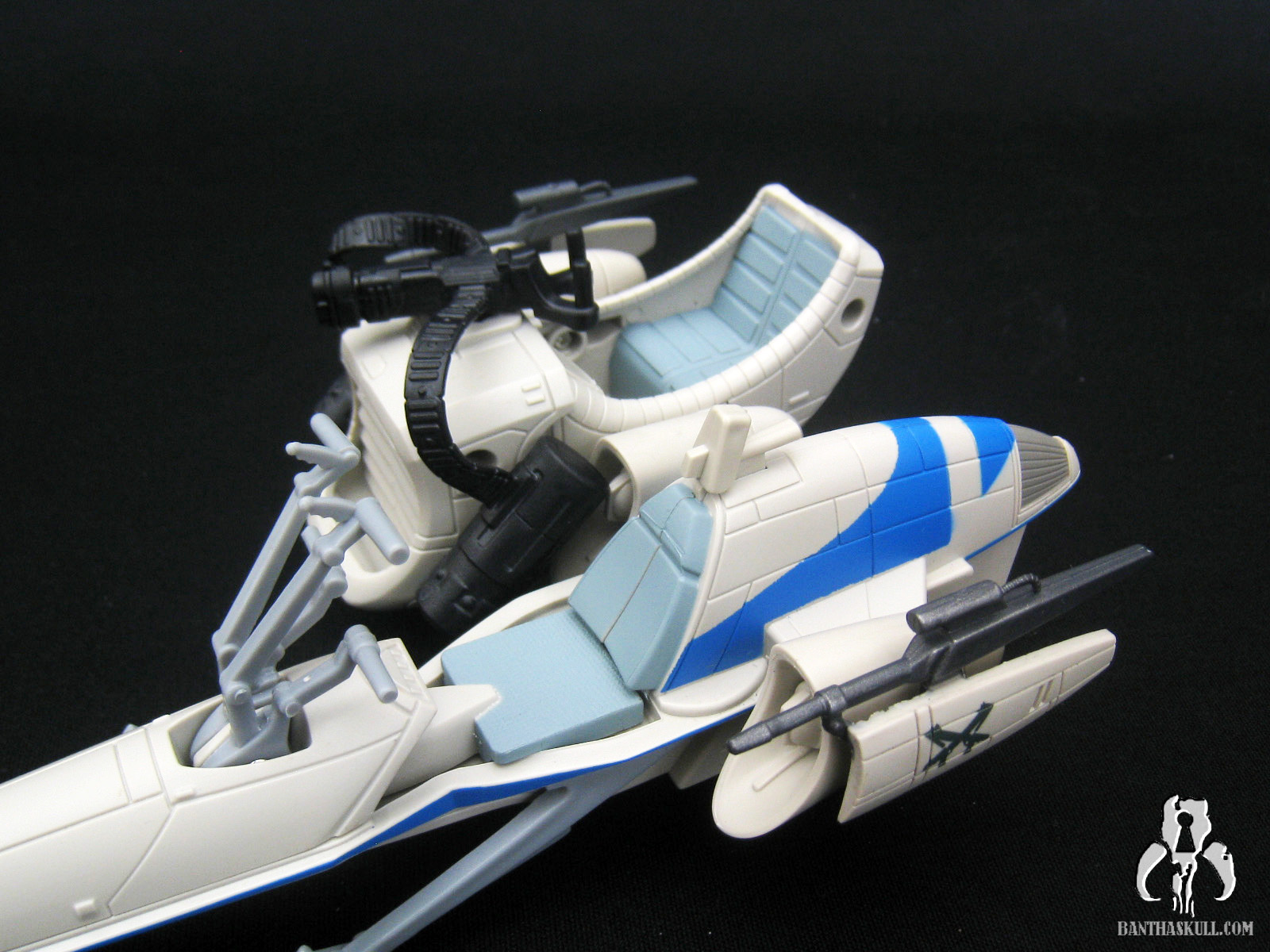 REVIEW AND PHOTO GALLERY: Star Wars Shadows Of The Dark Side TCW - BARC ...