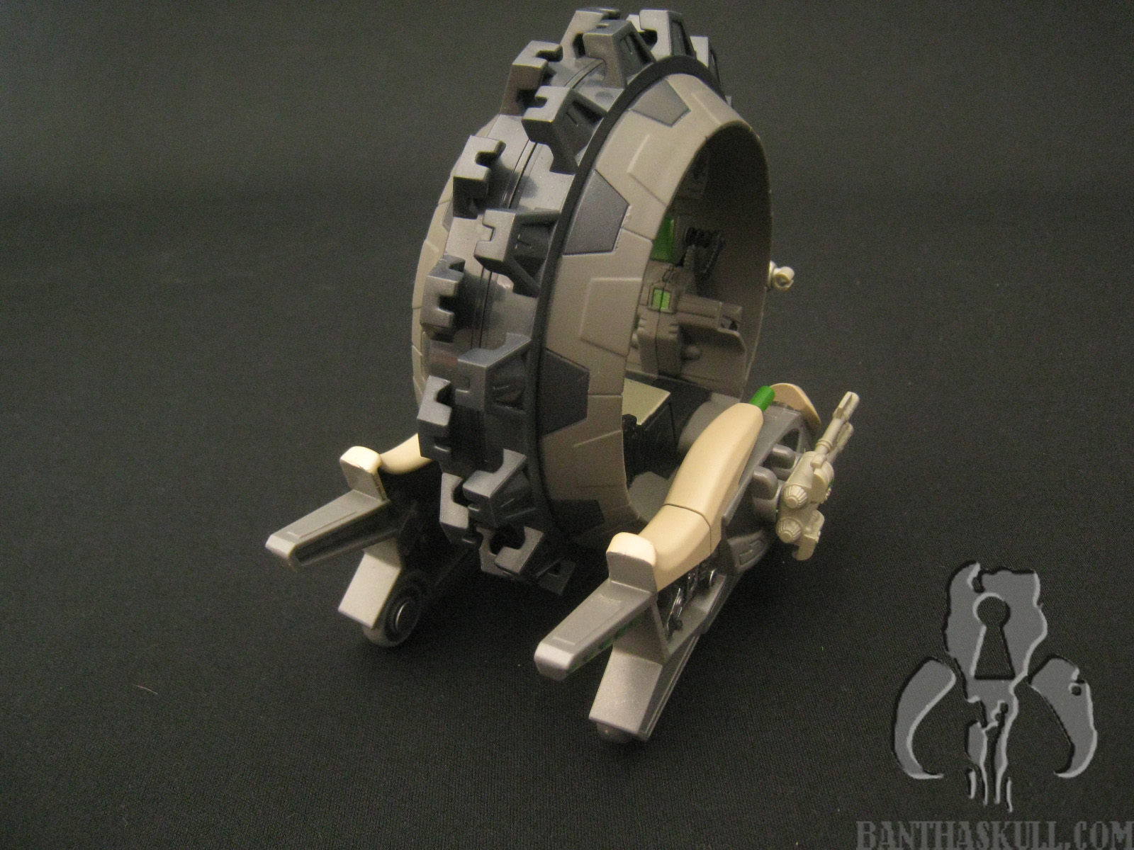 REVIEW AND PHOTO GALLERY: Star Wars Shadows Of The Dark Side TCW ...