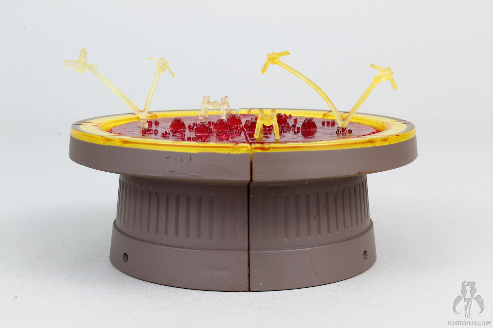 Geonosis Holographic War Table (Half)