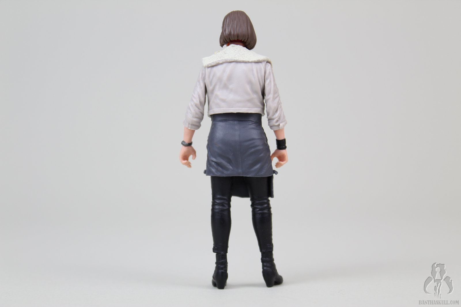 REVIEW AND PHOTO GALLERY: Star Wars Solo: A Star Wars Story SOLO - Qi ...