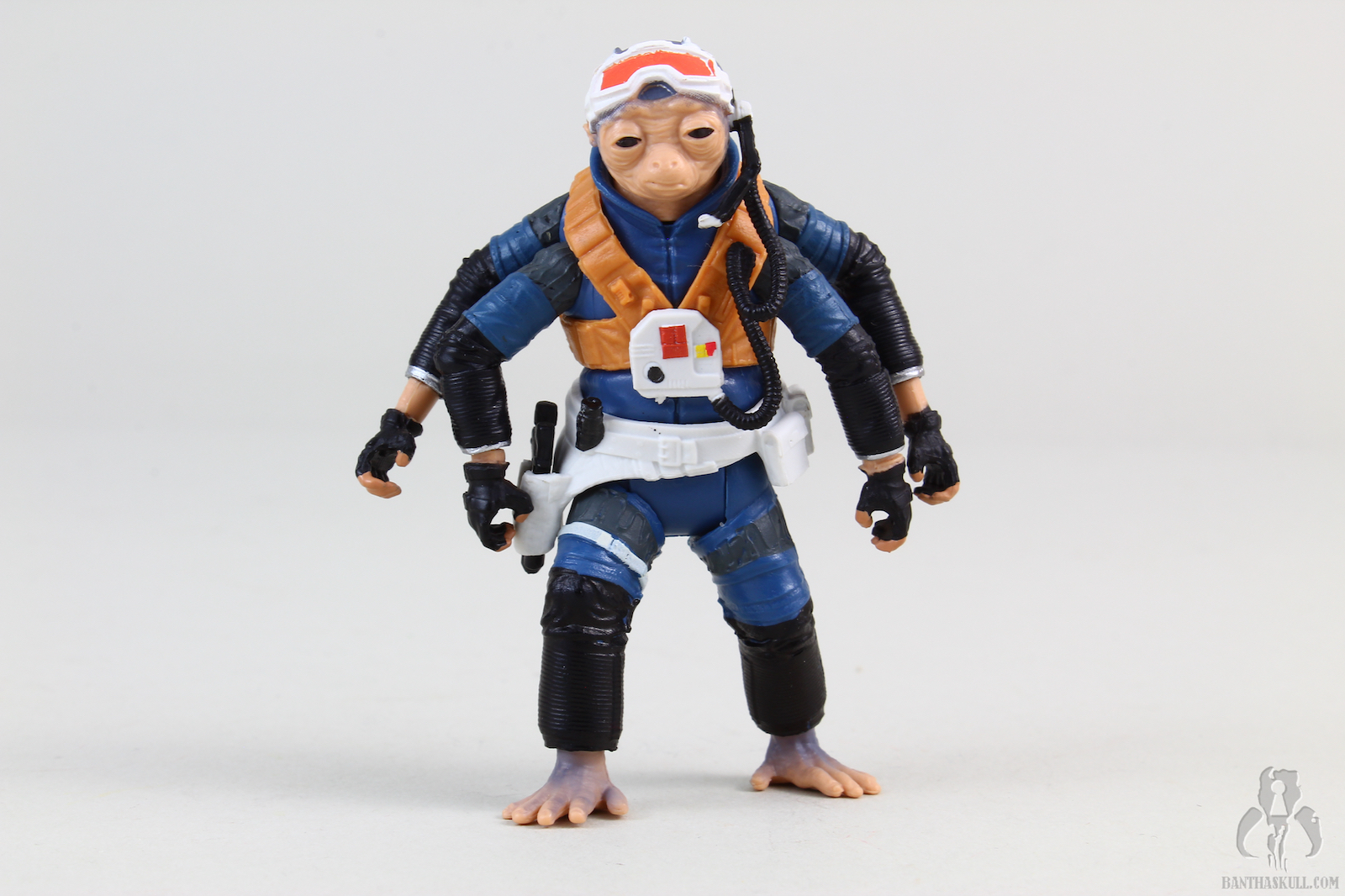 REVIEW AND PHOTO GALLERY: Star Wars Solo: A Star Wars Story SOLO - Rio ...