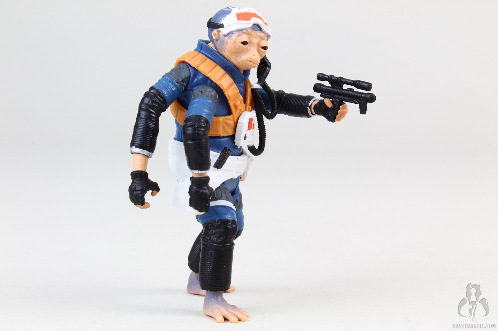 REVIEW AND PHOTO GALLERY: Star Wars Solo: A Star Wars Story SOLO - Rio ...