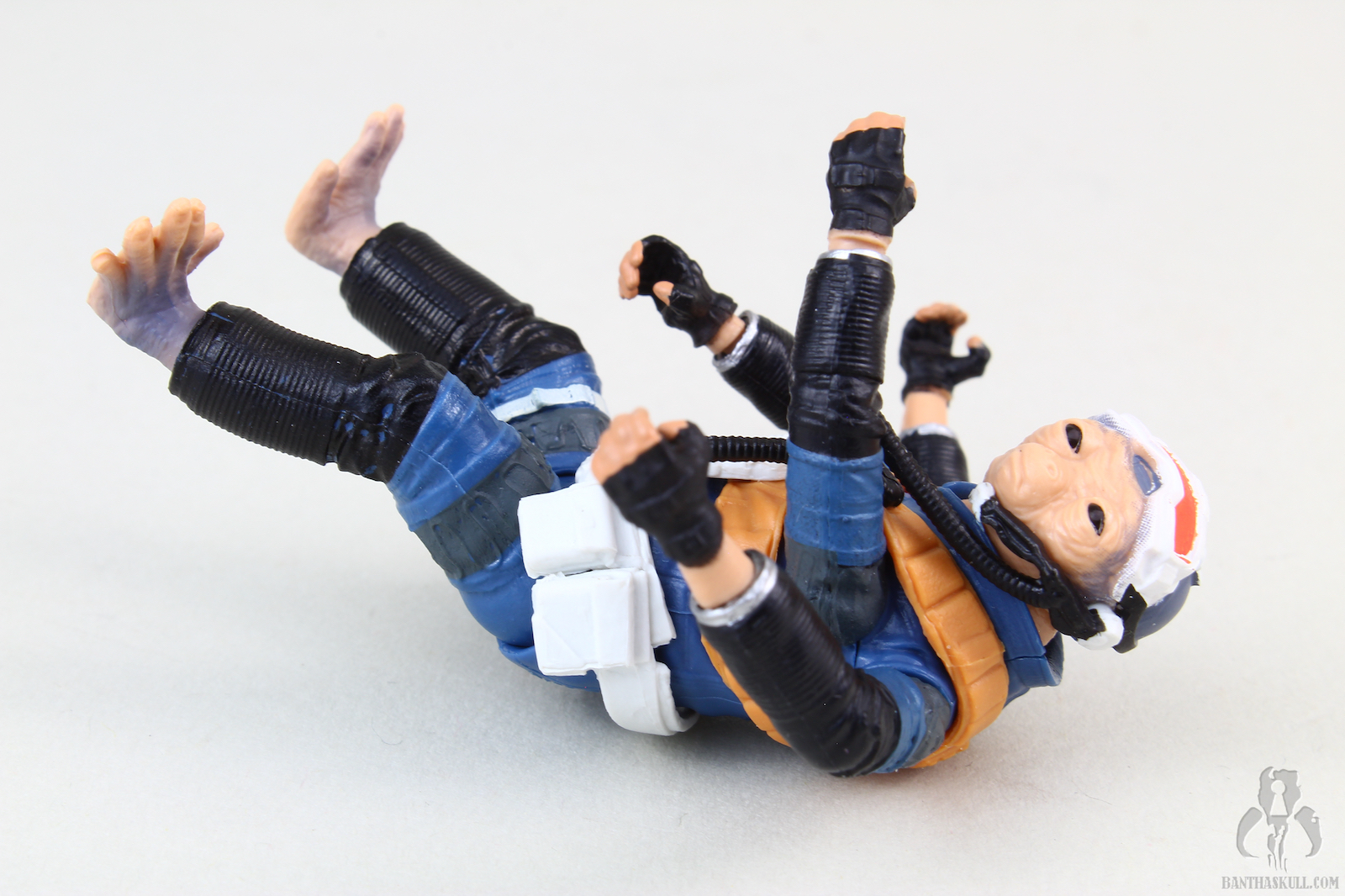 REVIEW AND PHOTO GALLERY: Star Wars Solo: A Star Wars Story SOLO - Rio ...