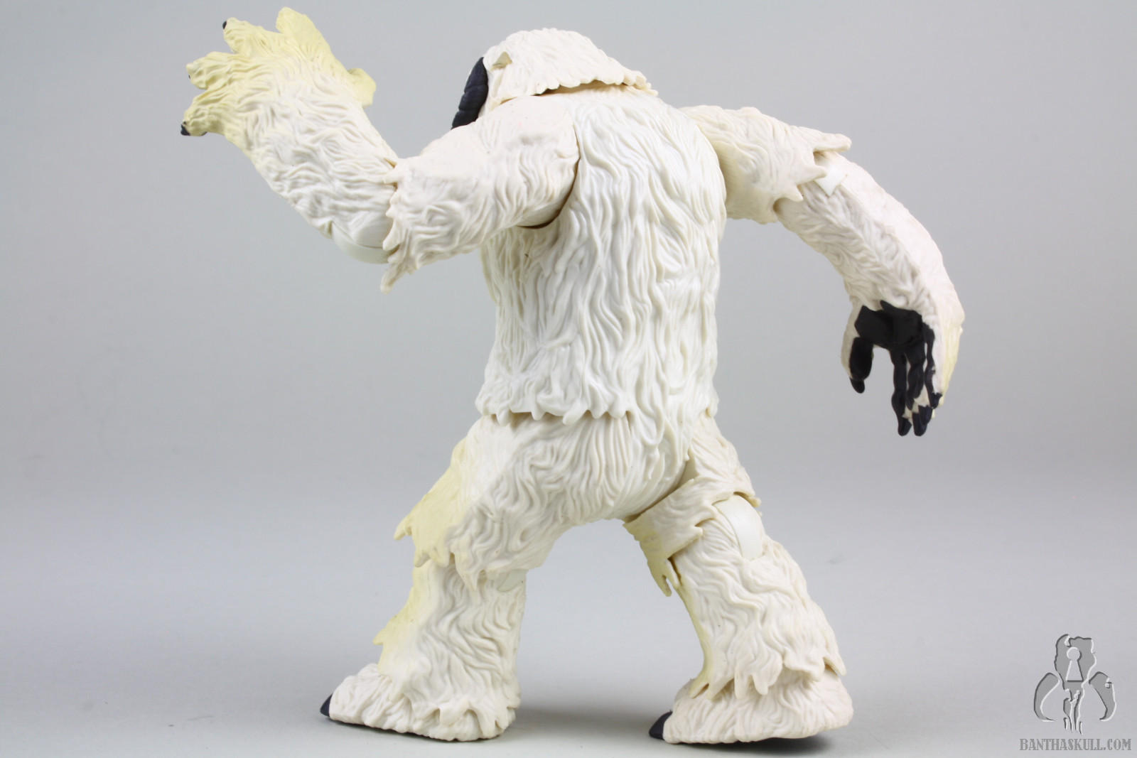 REVIEW AND PHOTO GALLERY: Star Wars Solo: A Star Wars Story SOLO ...