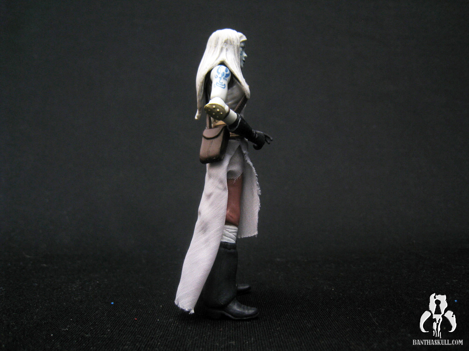 REVIEW AND PHOTO GALLERY: Star Wars The Legacy Collection (Red) VC ...