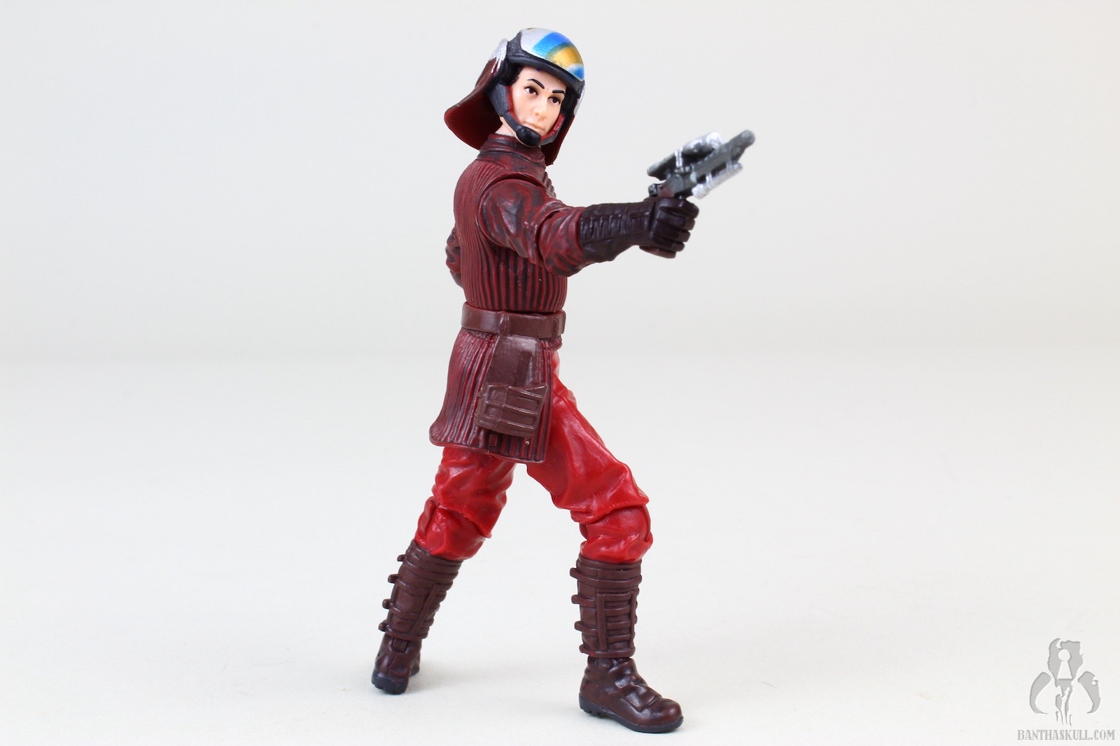 REVIEW AND PHOTO GALLERY: Star Wars Vintage Collection VC83 - Naboo ...