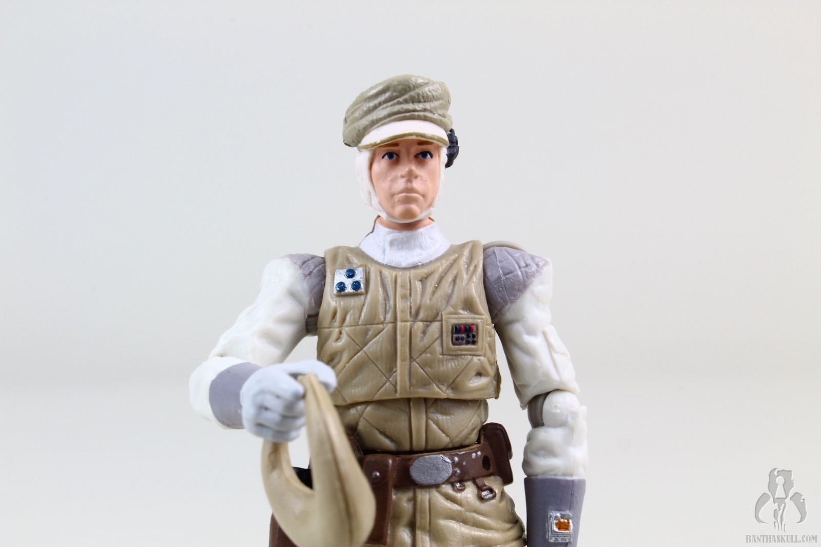 REVIEW AND PHOTO GALLERY: Star Wars Vintage Collection VC95 - Luke ...