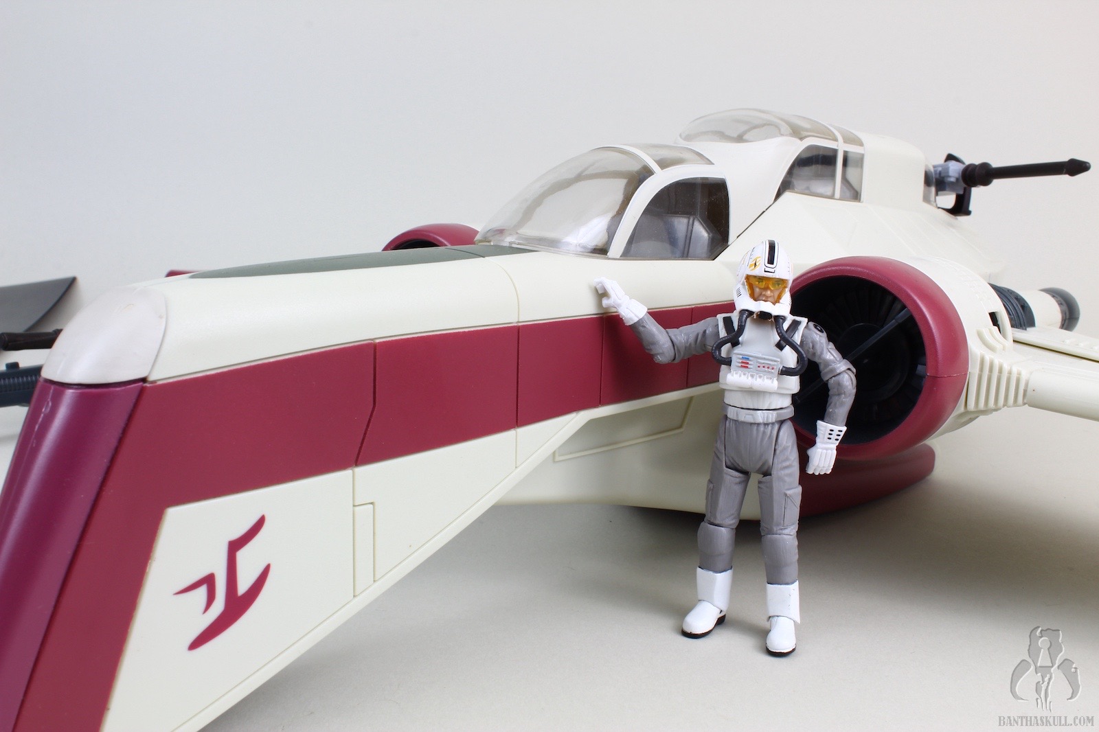 REVIEW AND PHOTO GALLERY: Star Wars Vintage Collection VC97 - Odd Ball (Clone Pilot) - VC97 2012