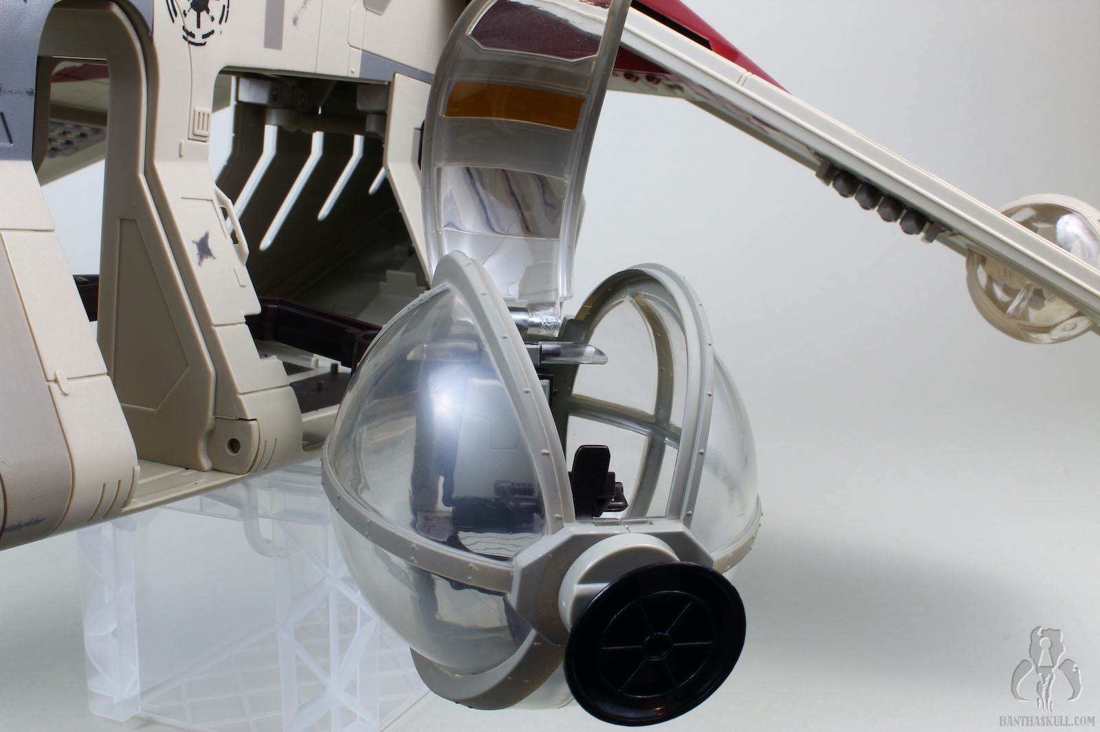 REVIEW AND PHOTO GALLERY: Star Wars Vintage Collection VC - Republic ...