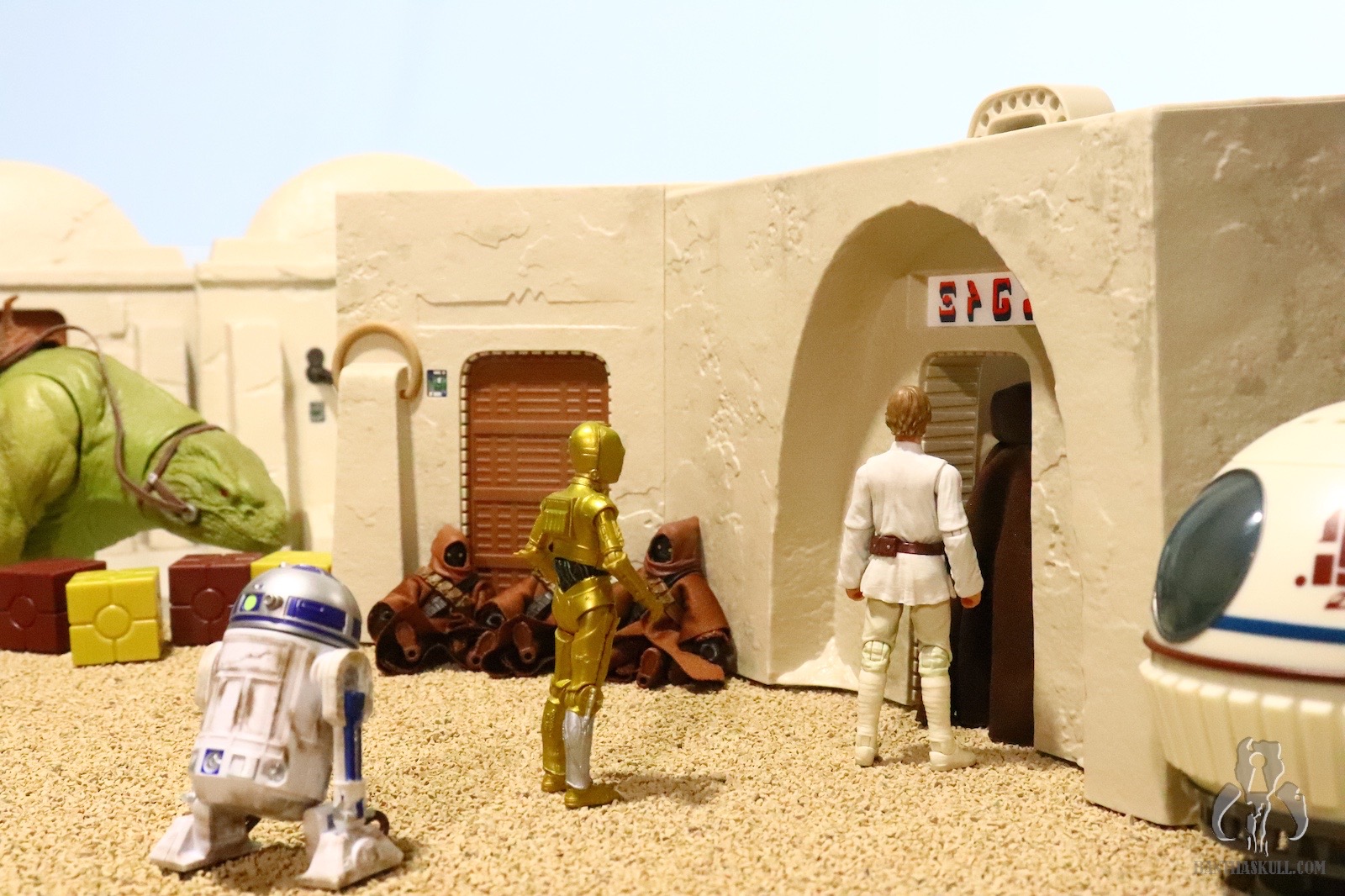 SCENE IT: Star Wars Action figure checklist for the The Cantina scene
